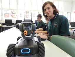 Cert II in Engineering Pathways followed by the Cert III in IT